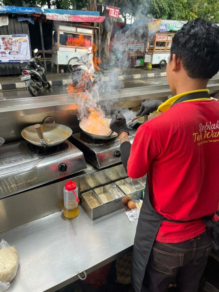 Seblak Teh Wanti – Pedasnya Bikin Kangen - Star Radio